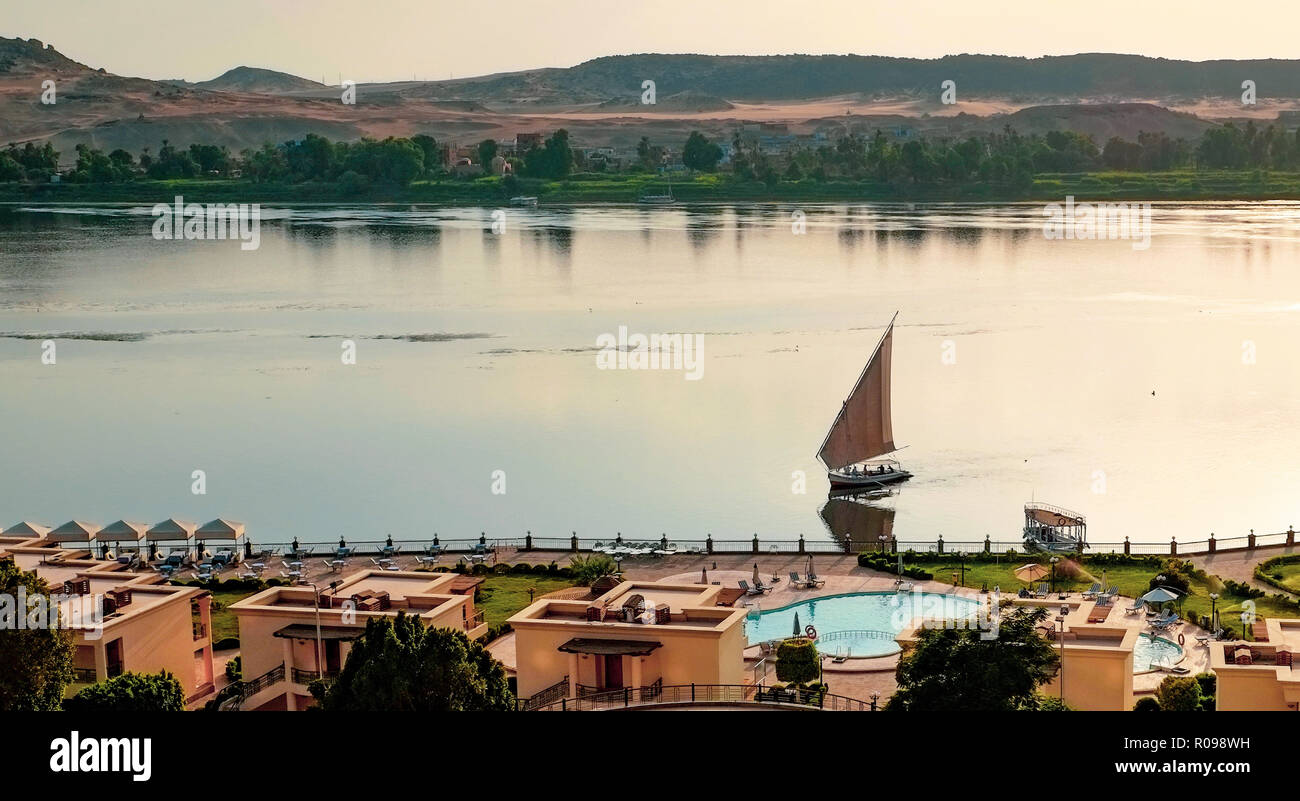 Felucca on nile river luxor hi-res stock photography and images - Alamy