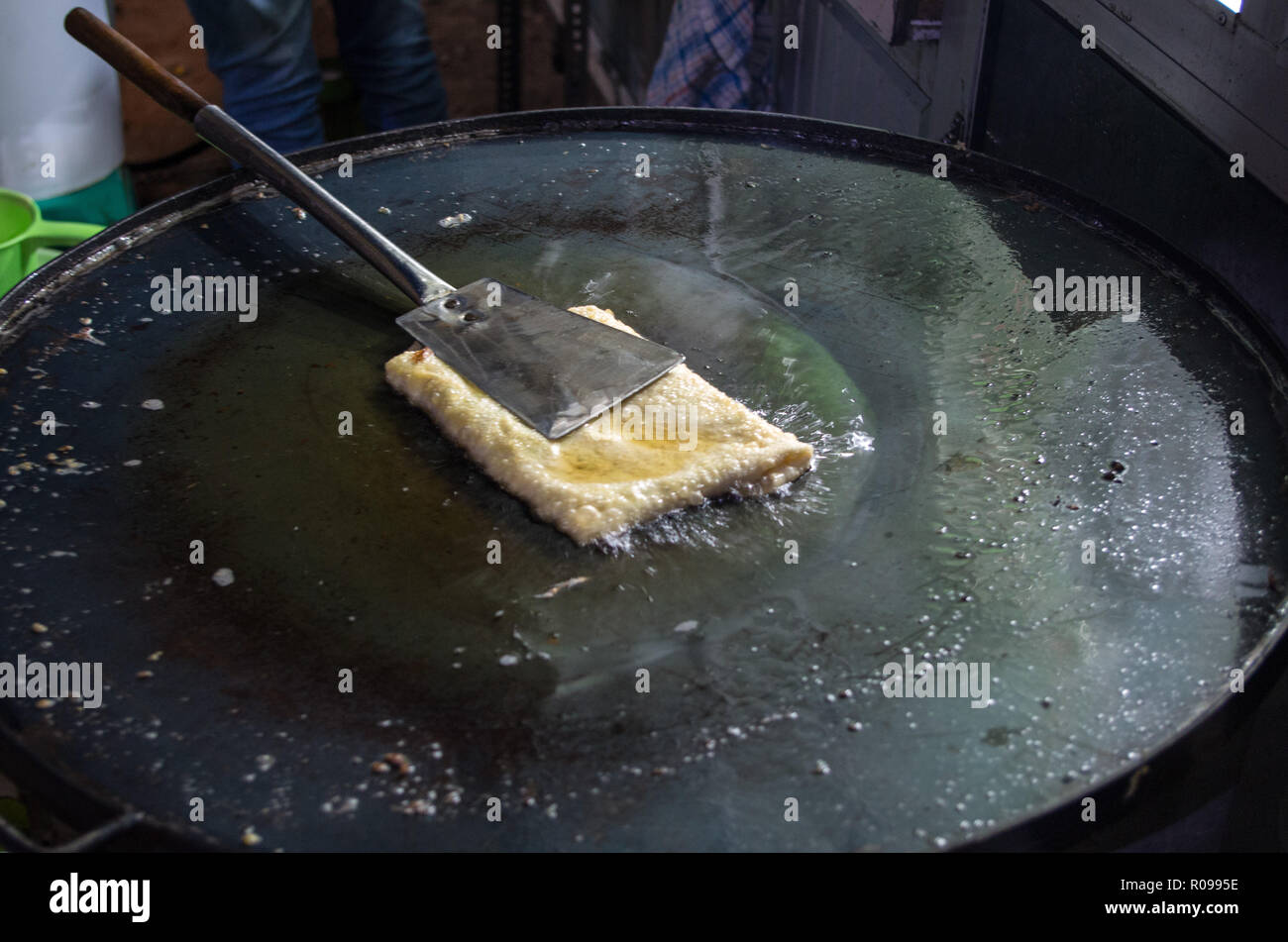 Martabak Telur, stuffed pancake or pan-fried bread, Indo-style Stock ...