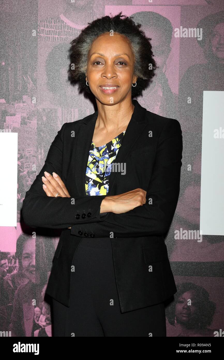 Los Angeles, CA, USA. 2nd Nov, 2018. Nina Shaw at a public appearance ...