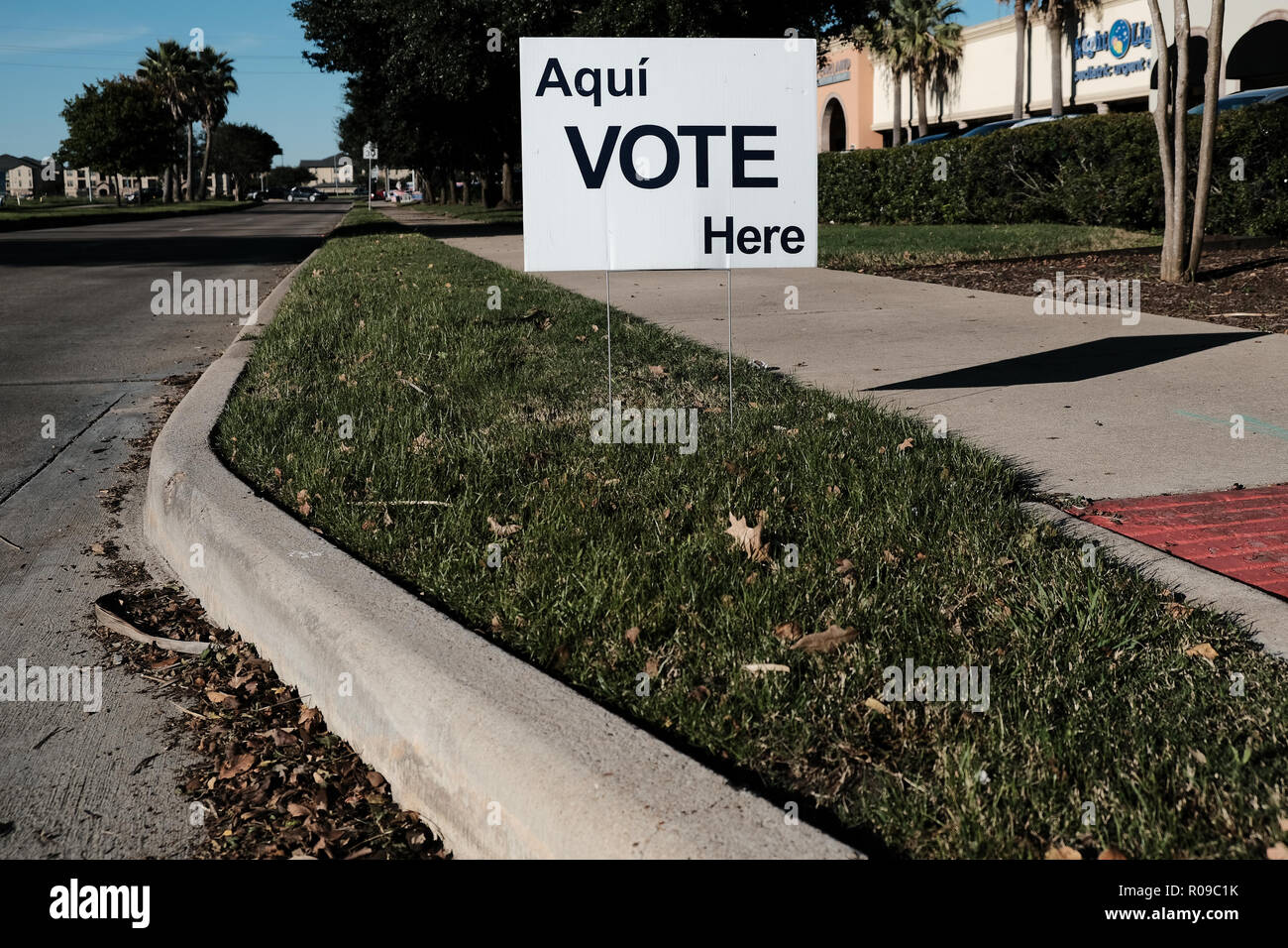 Voting station hi-res stock photography and images - Alamy