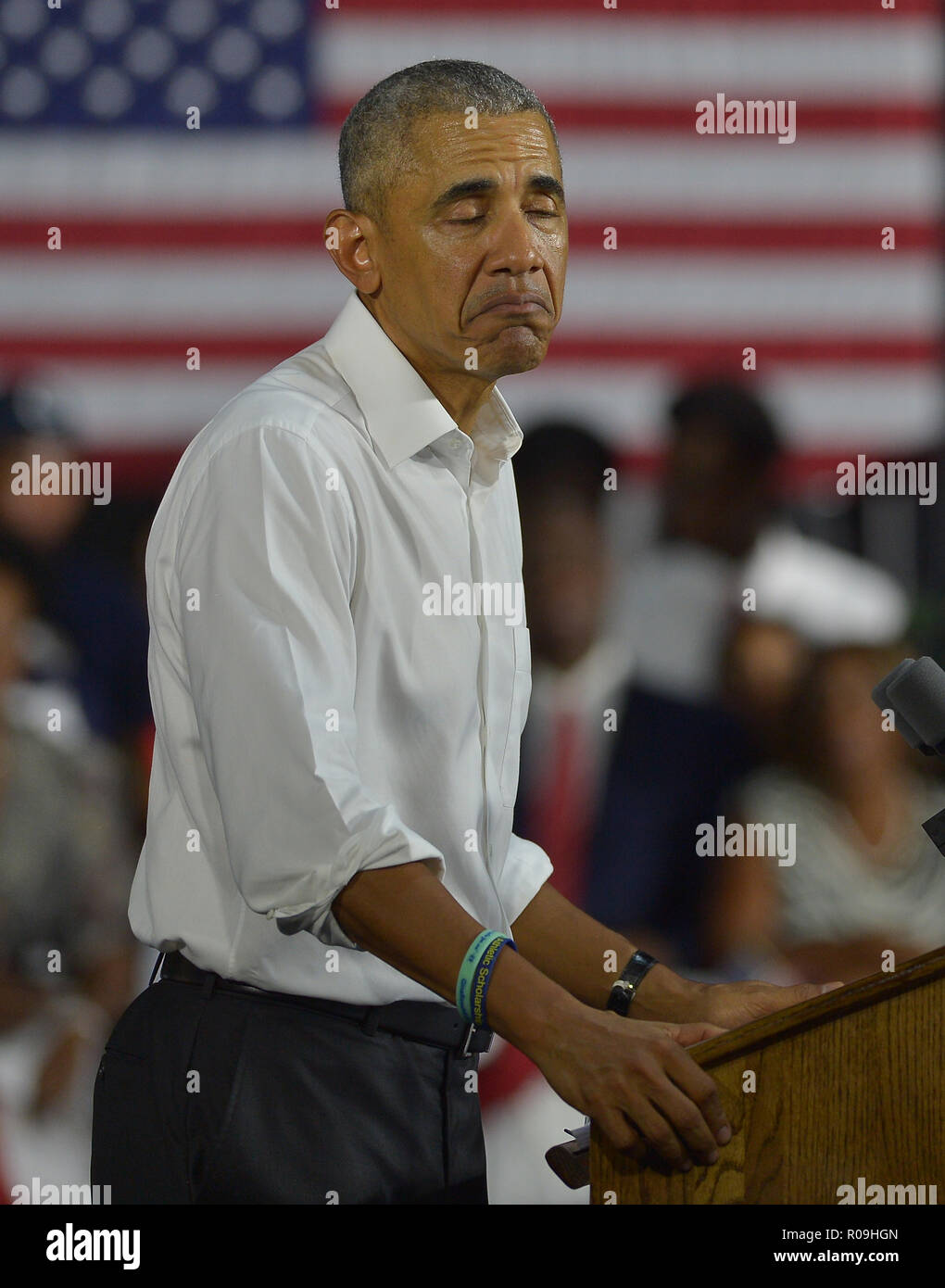Miami, Florida, USA. 02nd Nov, 2018. Former U.S. President Barack Obama ...