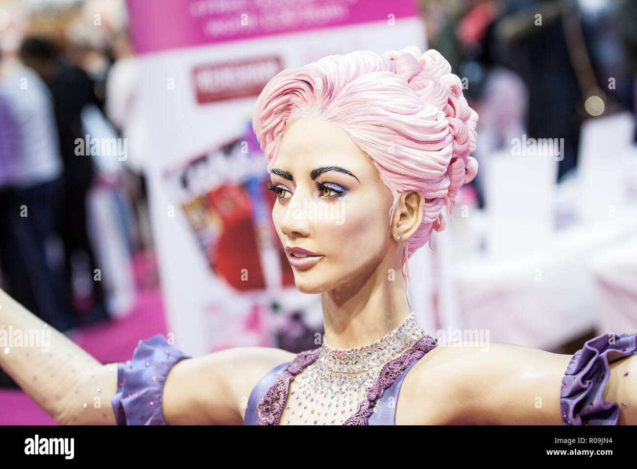 Birmingham, UK. 3rd Nov, 2018. Emma Jayne circus performer made from ...