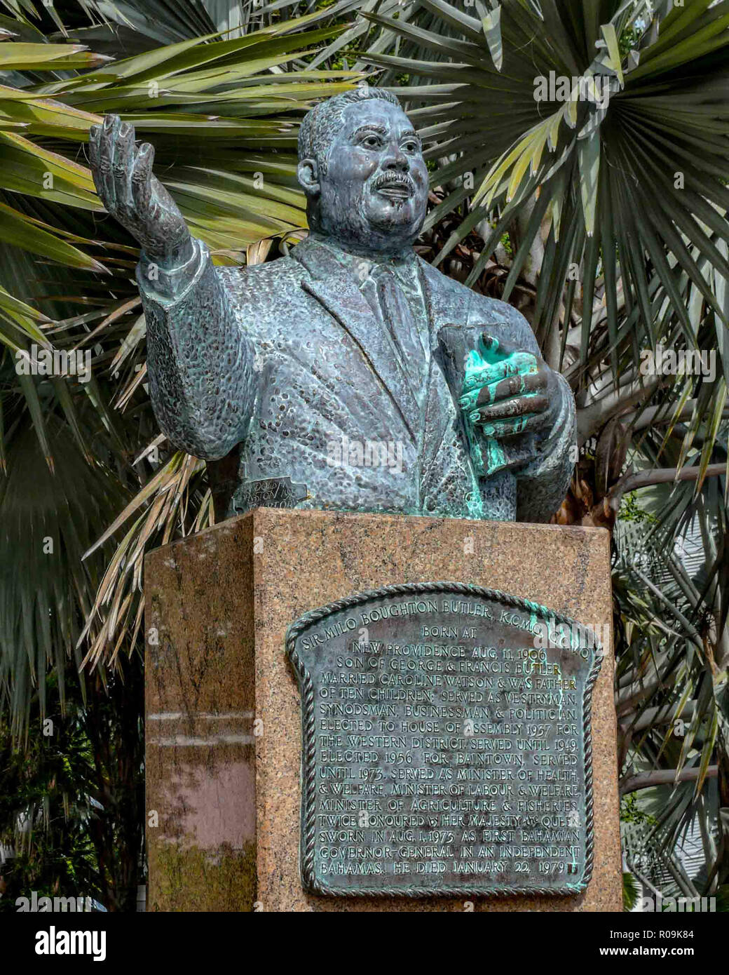 Governor general of the bahamas hi-res stock photography and images - Alamy