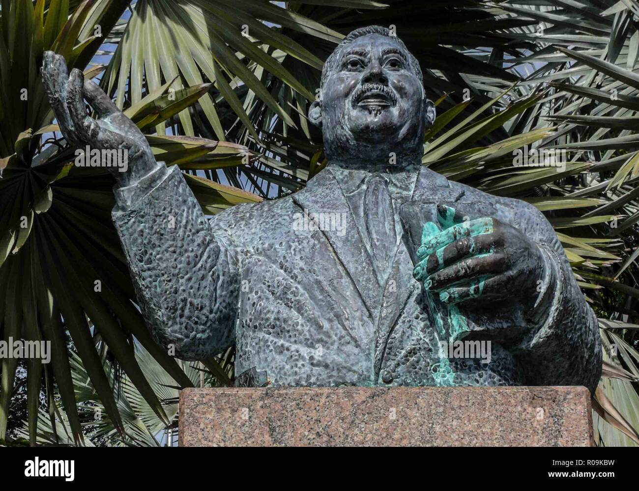Governor general of the bahamas hi-res stock photography and images - Alamy