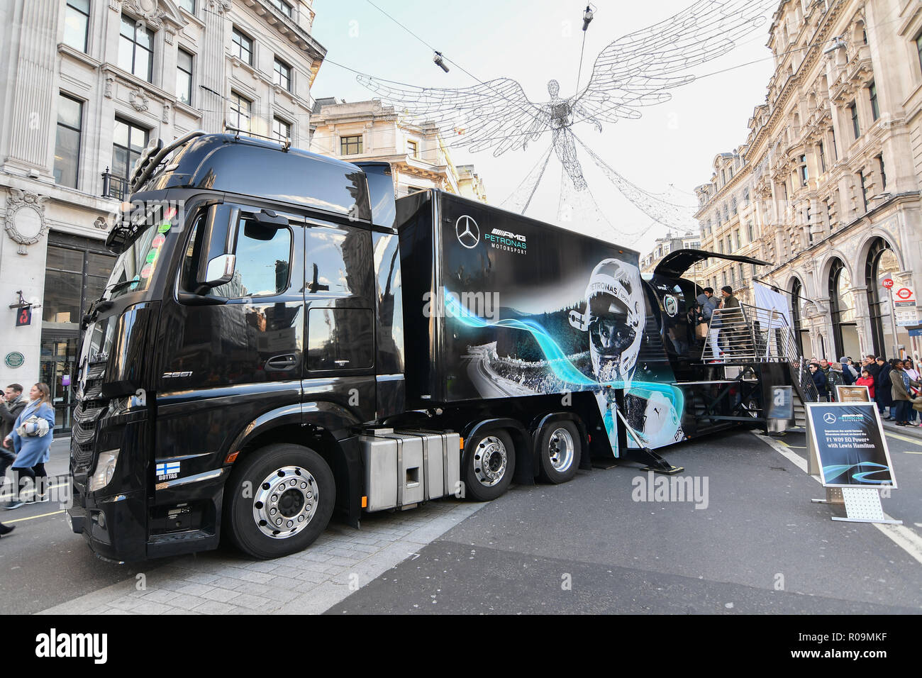 Harrods fire hi-res stock photography and images - Alamy