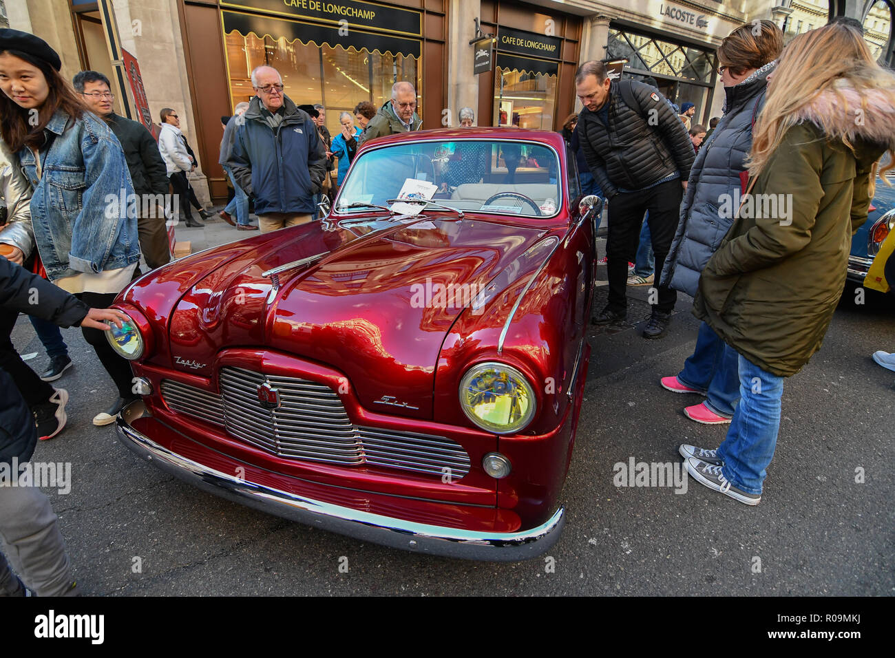 Harrods fire hi-res stock photography and images - Alamy