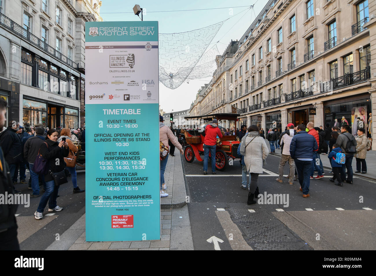 Harrods fire hi-res stock photography and images - Alamy