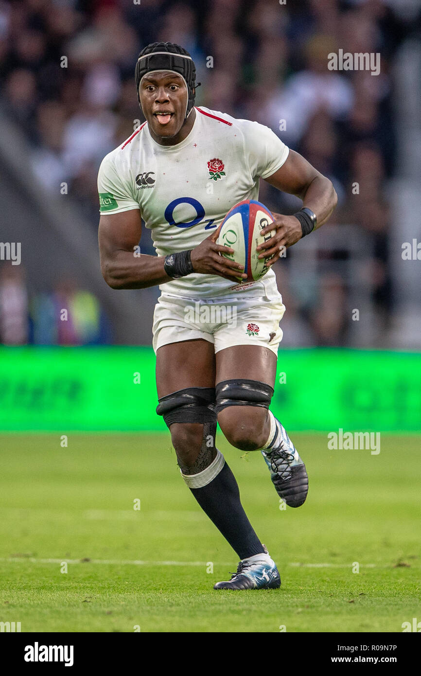 Maro itoje hi-res stock photography and images - Alamy