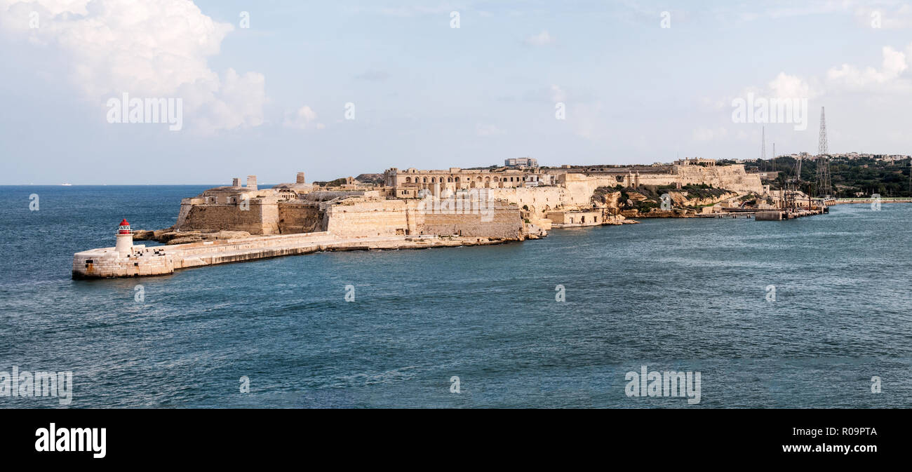Around Malta - Panoramic image of Fort St Angelo Birgu Waterfront ...