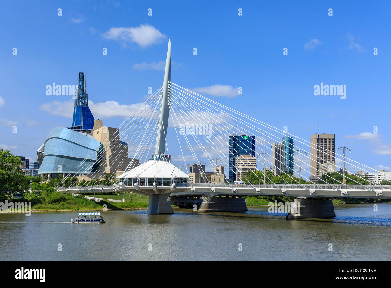 Esplanade Riel Canada High Resolution Stock Photography and Images - Alamy