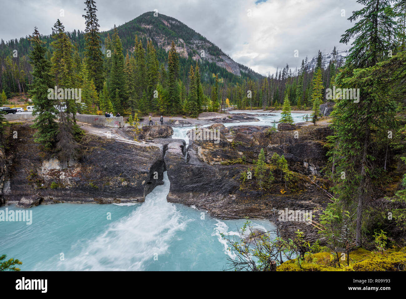 Rock river bridge hi-res stock photography and images - Alamy