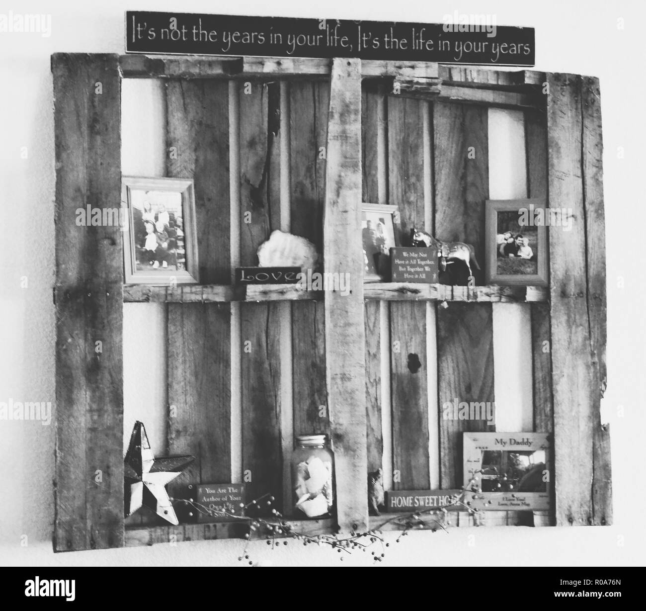 Star decorations Black and White Stock Photos & Images - Alamy