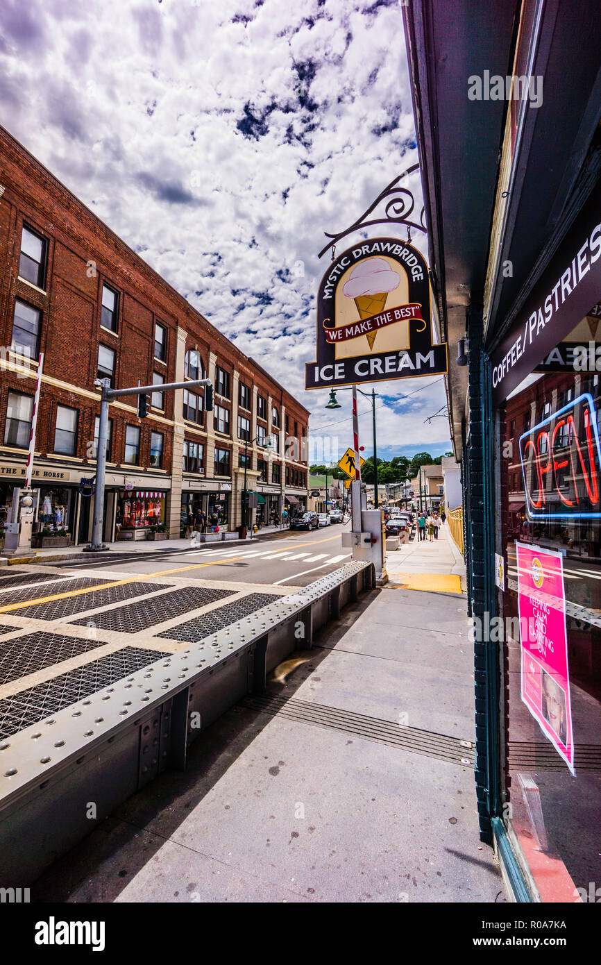 Mystic River Bascule Bridge Mystic, Connecticut, USA Stock Photo - Alamy