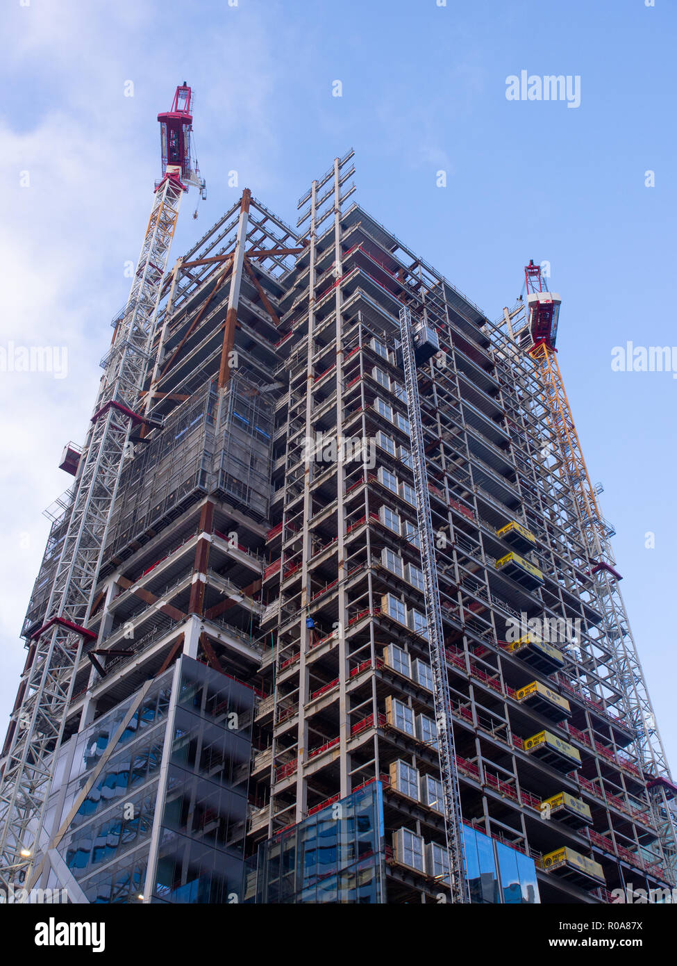 City Building Under Construction Stock Photo - Alamy