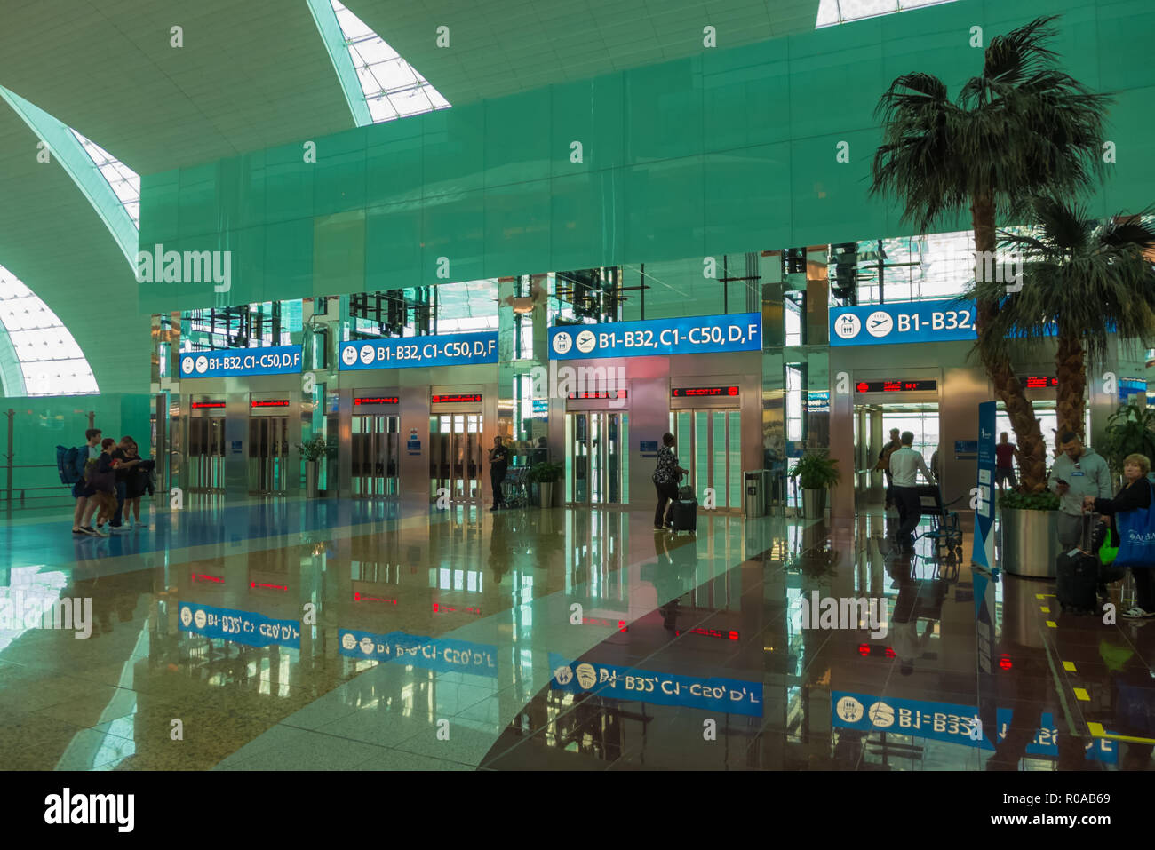 Elevator terminal airport hi-res stock photography and images - Alamy