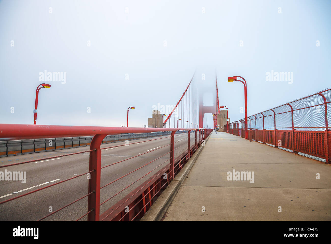 Perspective view of Golden Gate pedestrian path crossing Golden Gate ...