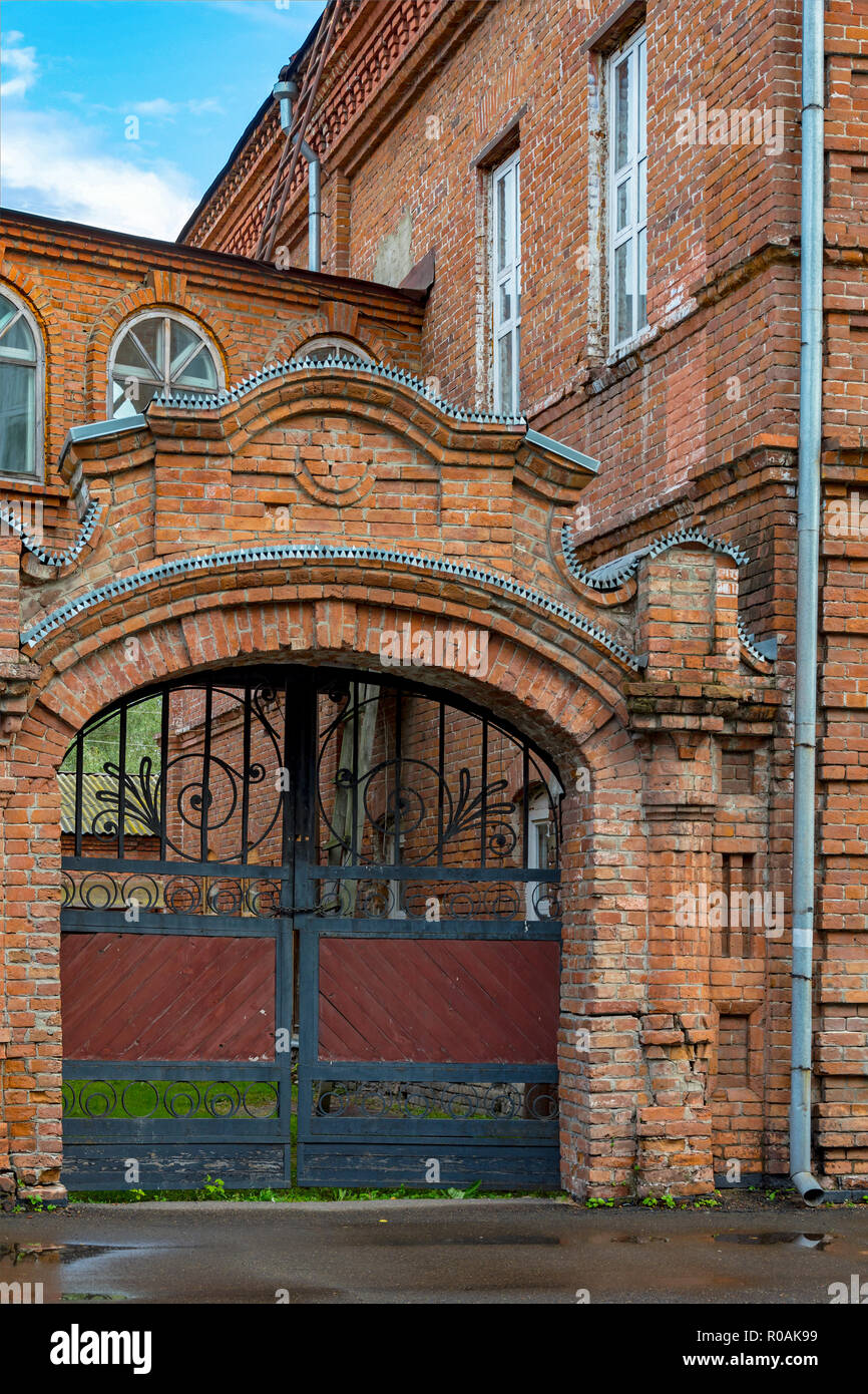 Traditional siberian architecture hi-res stock photography and images ...