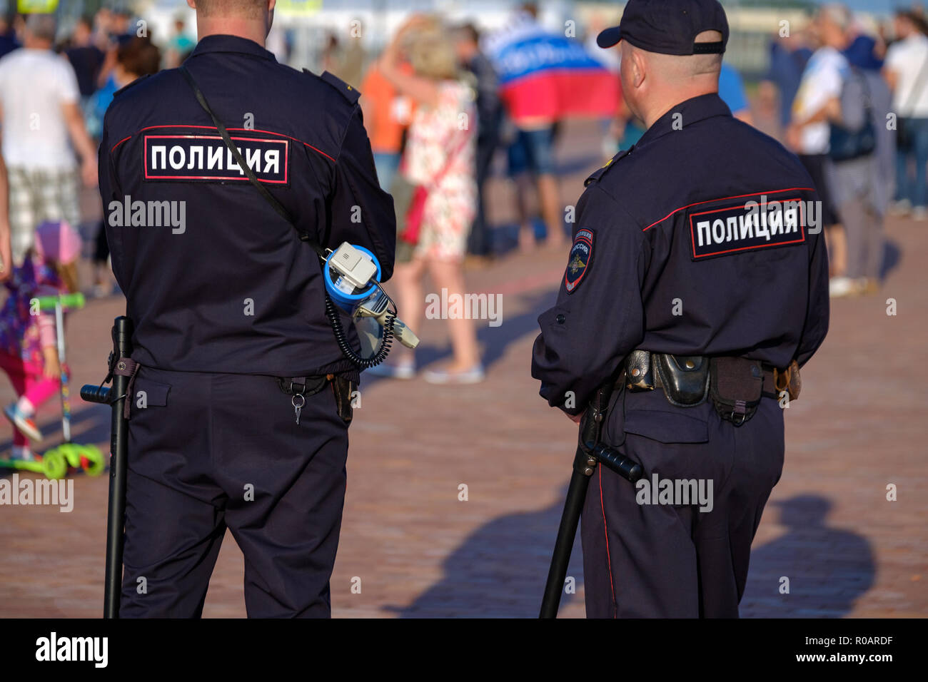Policemans uniform hi-res stock photography and images - Alamy