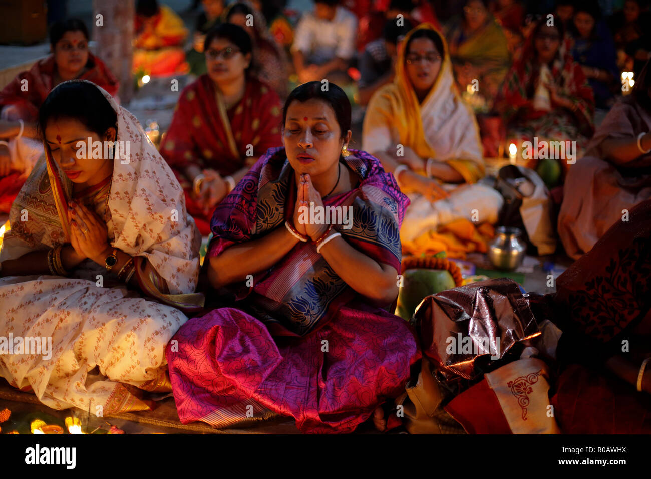 Female hindu devotee hi-res stock photography and images - Alamy