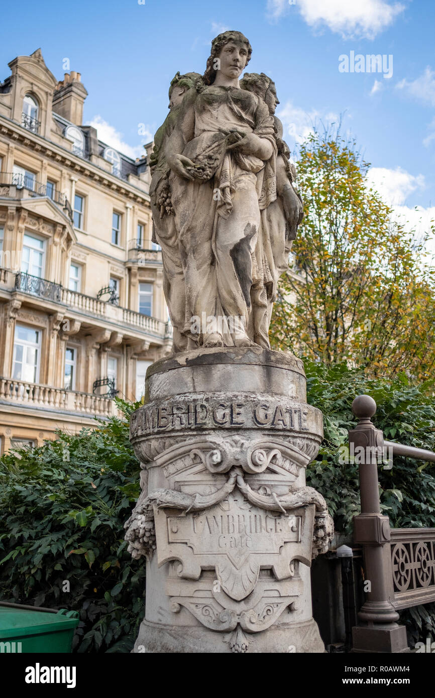 Cambridge gate regents park london hi-res stock photography and images ...