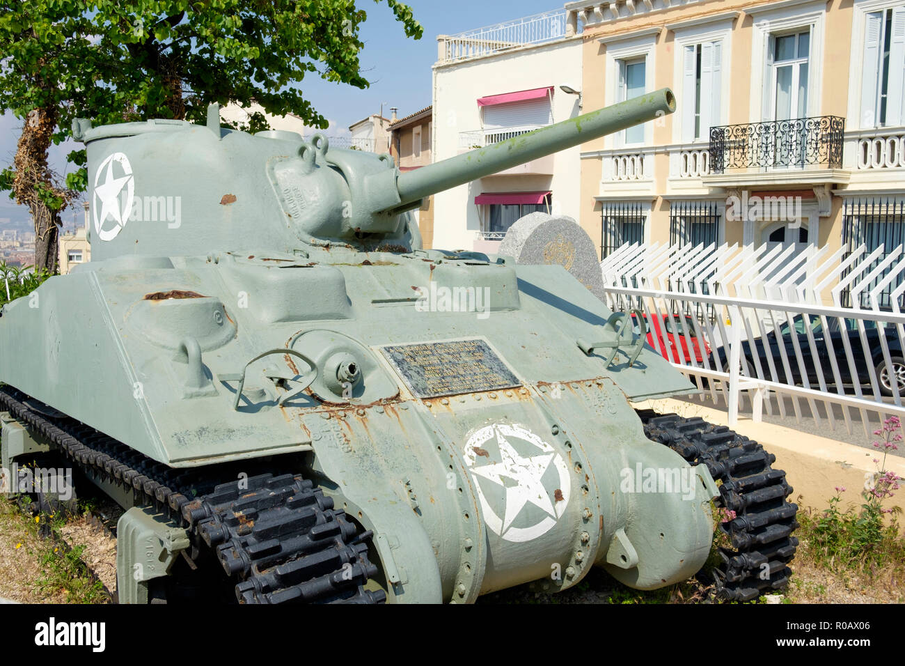 Joan of arc tank hi-res stock photography and images - Alamy