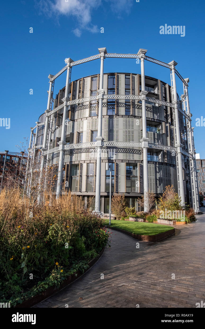 Gasholder Park with the Gasholders apartments at Kings Cross, London ...