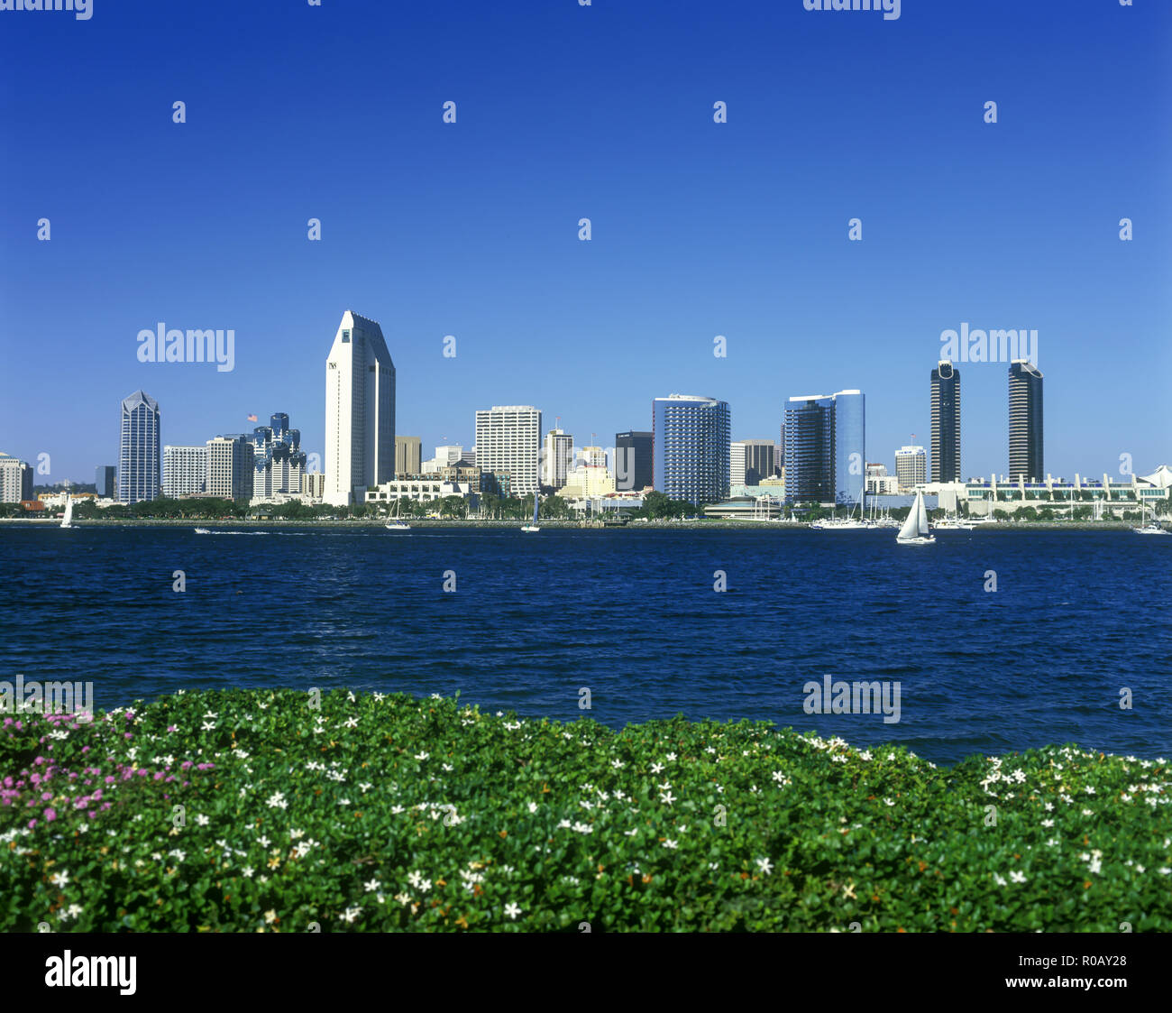 1998 HISTORICAL SKYLINE SAN DIEGO CALIFORNIA USA Stock Photo - Alamy