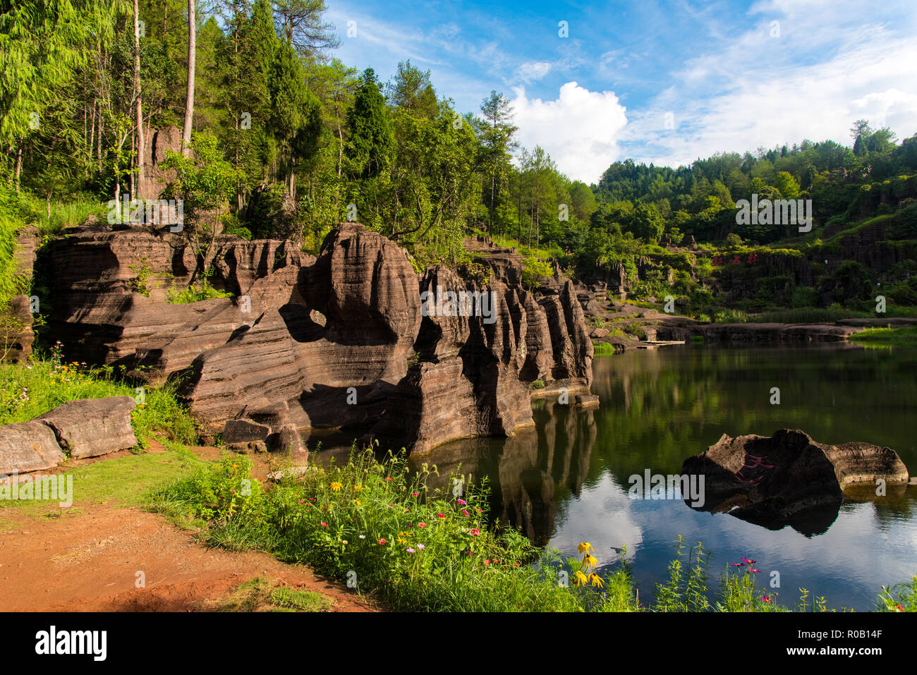 Heaven Lake at Redstone Forest National Geopark near Furong, Hunan ...