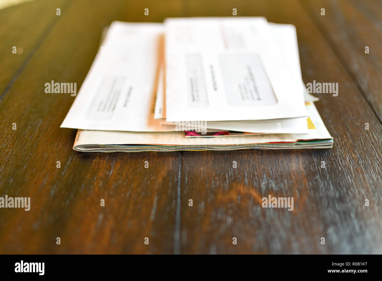 Table cover hi-res stock photography and images - Alamy