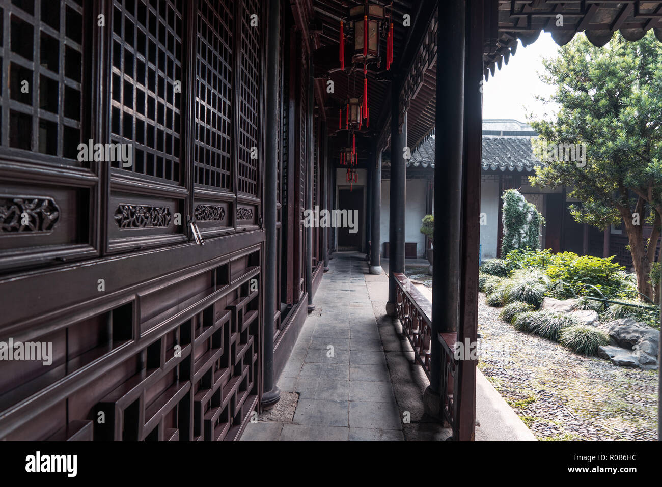 Suzhou garden, traditional architecture Stock Photo - Alamy