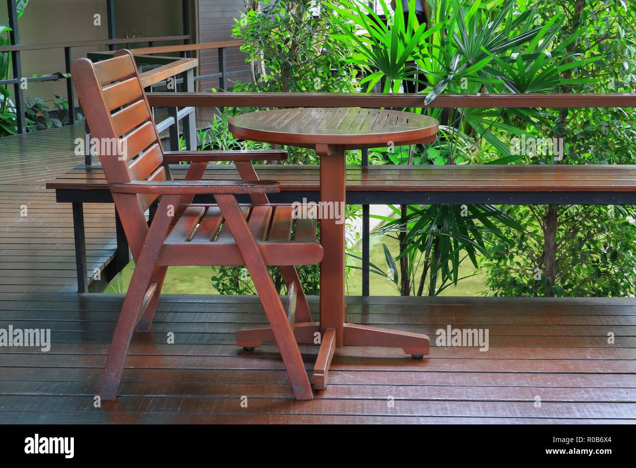 table with chairs wooden in coffee shop outdoor Stock Photo - Alamy