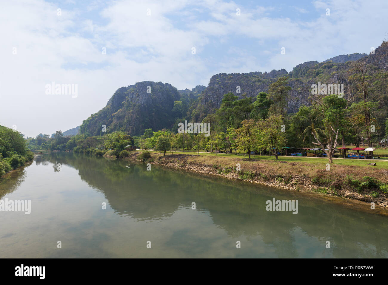 Chang song hi-res stock photography and images - Alamy