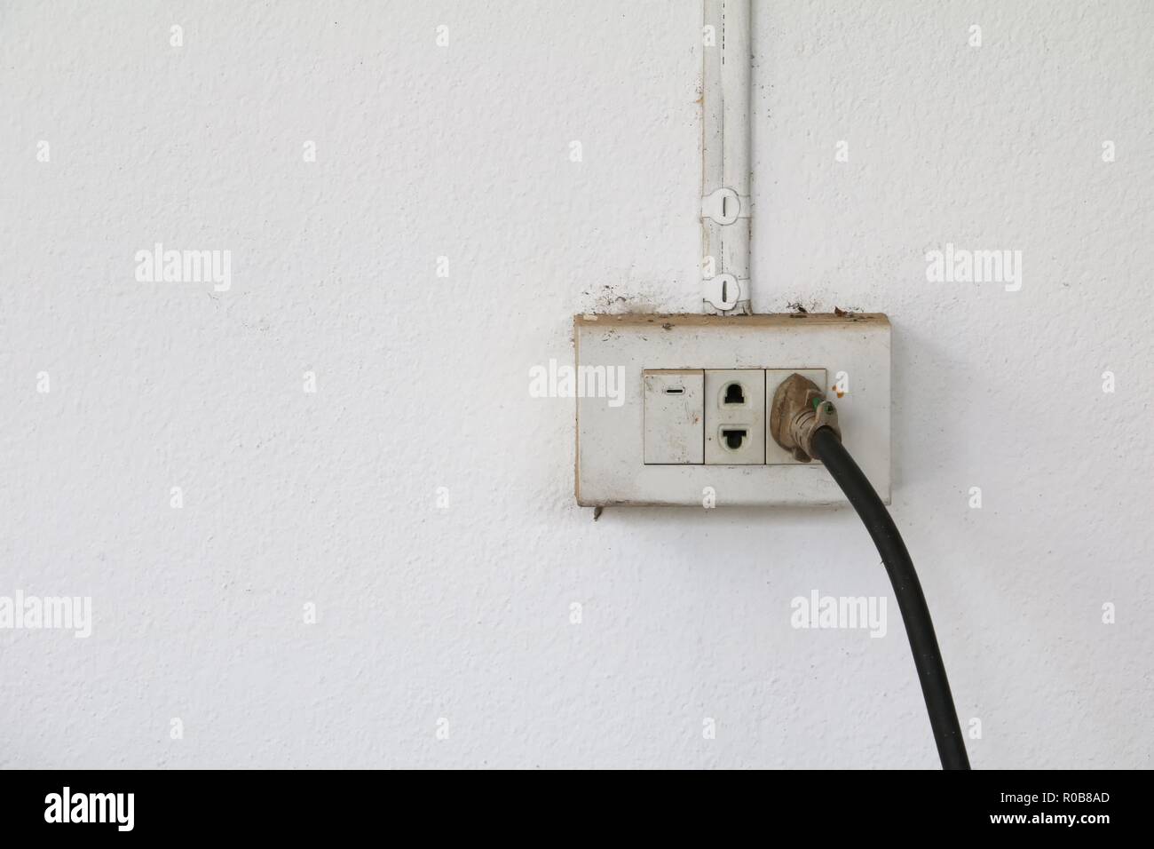 Electricity danger hi-res stock photography and images - Alamy