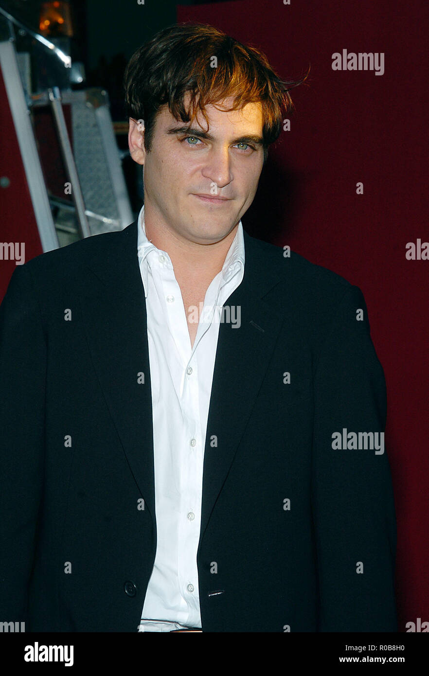 Joaquim Phoenix arriving at the Ladder 49 Premiere at the el Capitan ...