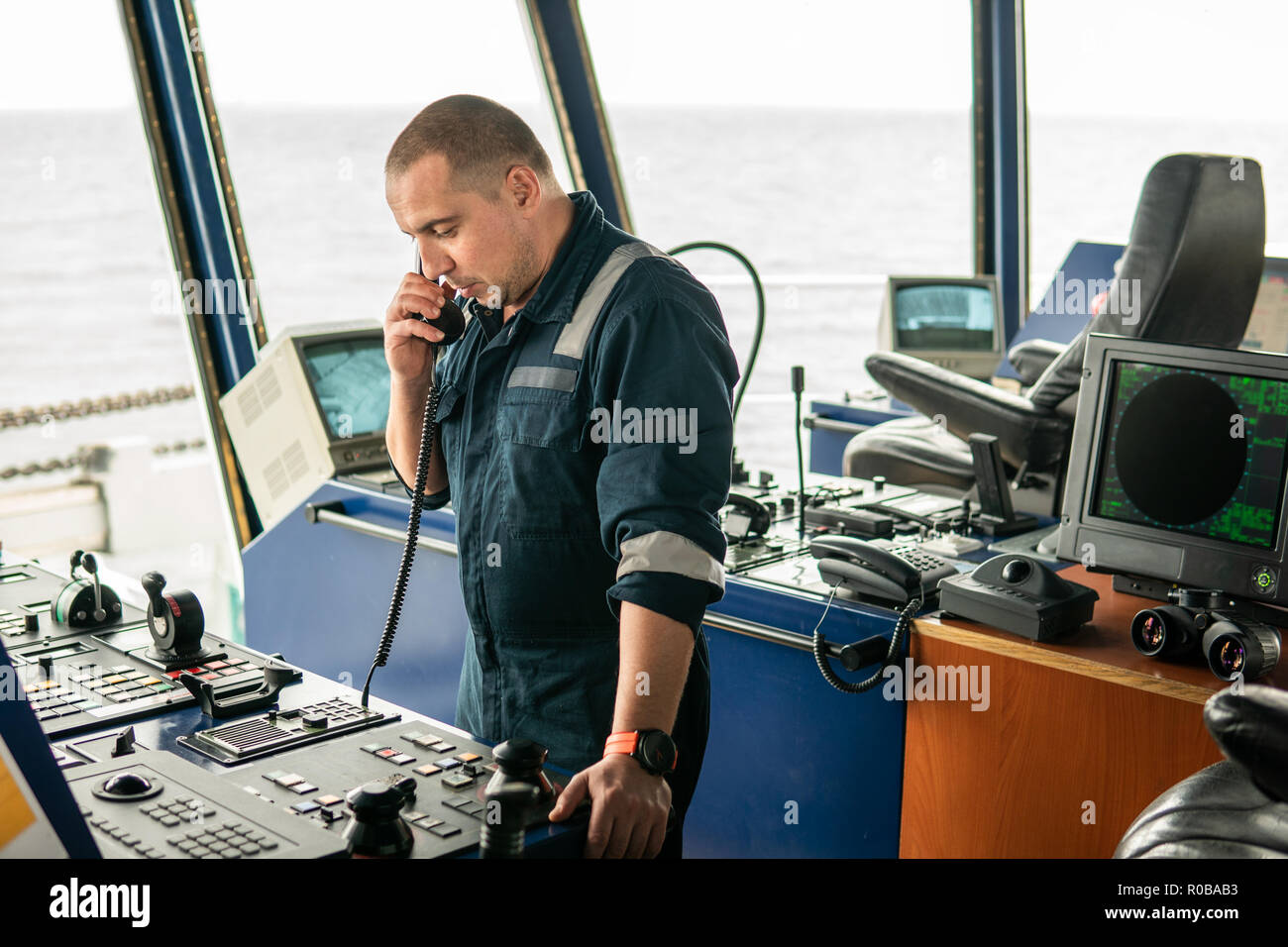 Gmdss marine hi-res stock photography and images - Alamy
