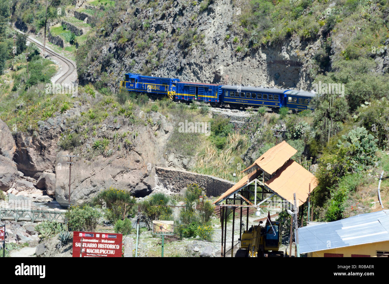 Peru rail train at start of Classic Inca Trail, "Kilometer 82", Peru ...