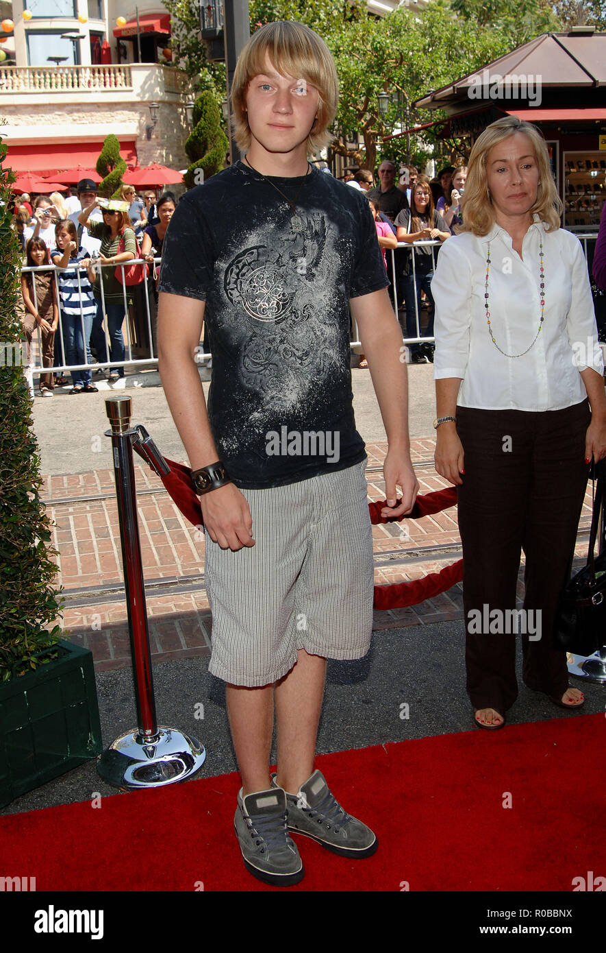 Jason Dolley - Another Cinderella Story Premiere at the Grove Theatre ...