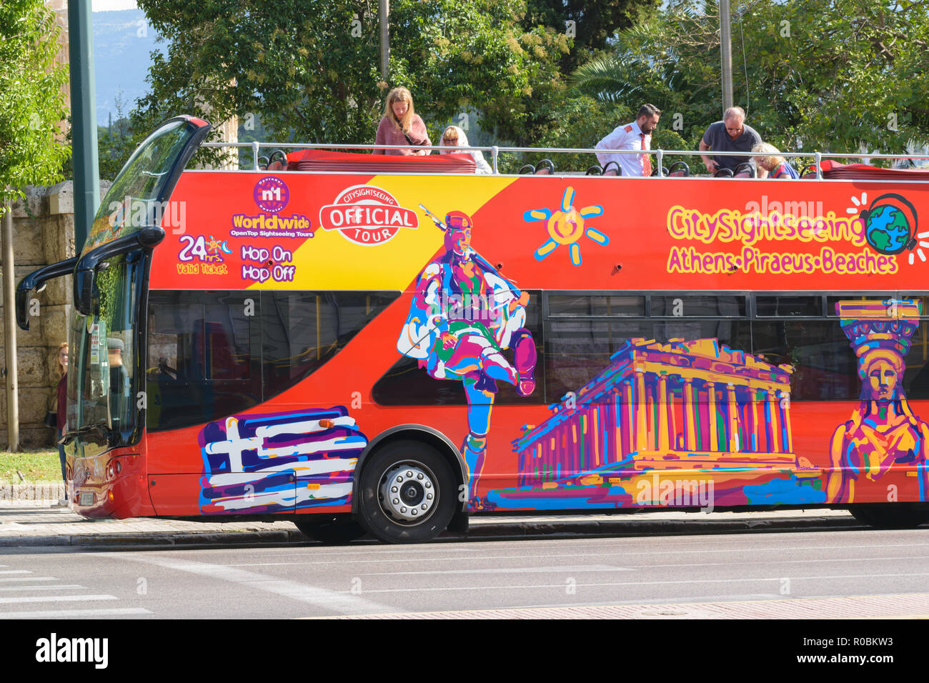 Athens bus tour hi-res stock photography and images - Alamy
