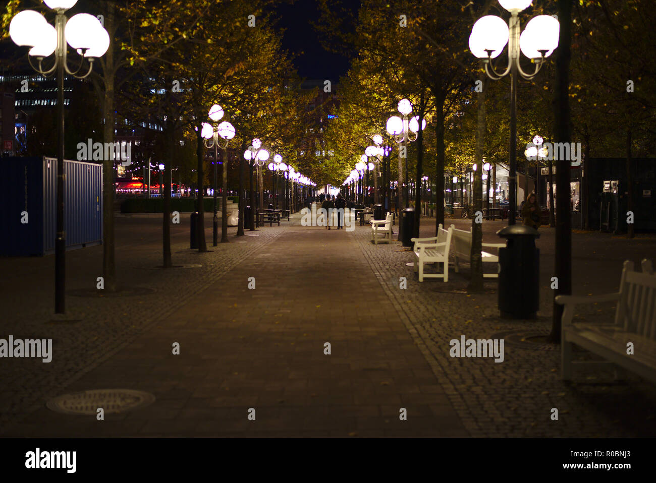 Walking street at night Stock Photo - Alamy