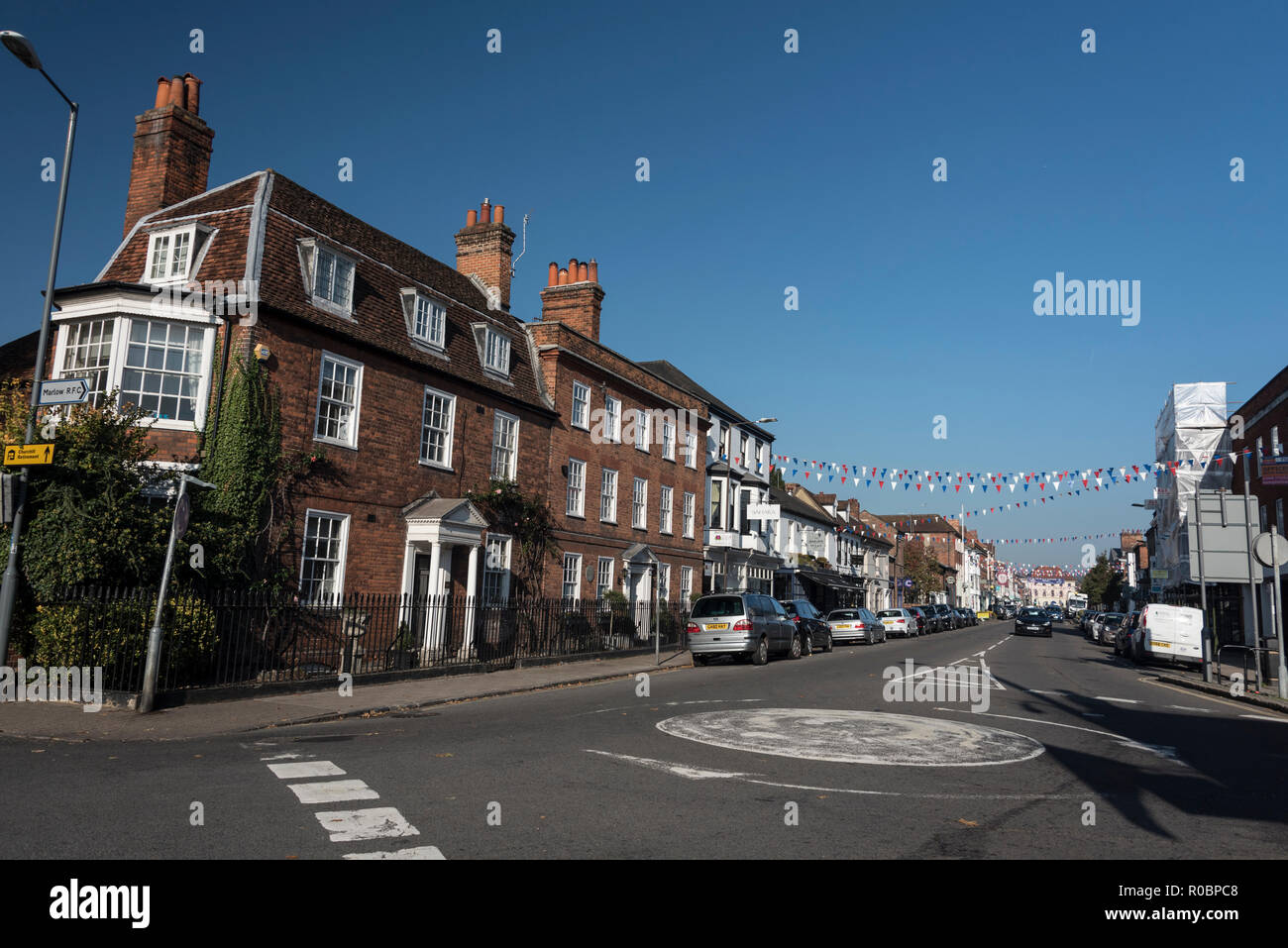 High street at Marlow in Buckinghamshire, Britain Stock Photo - Alamy