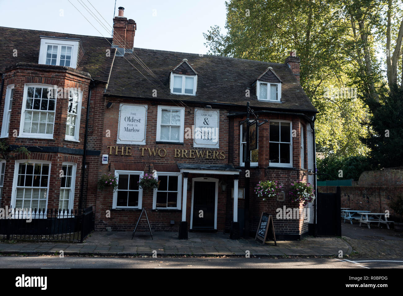 Two brewers marlow hi-res stock photography and images - Alamy