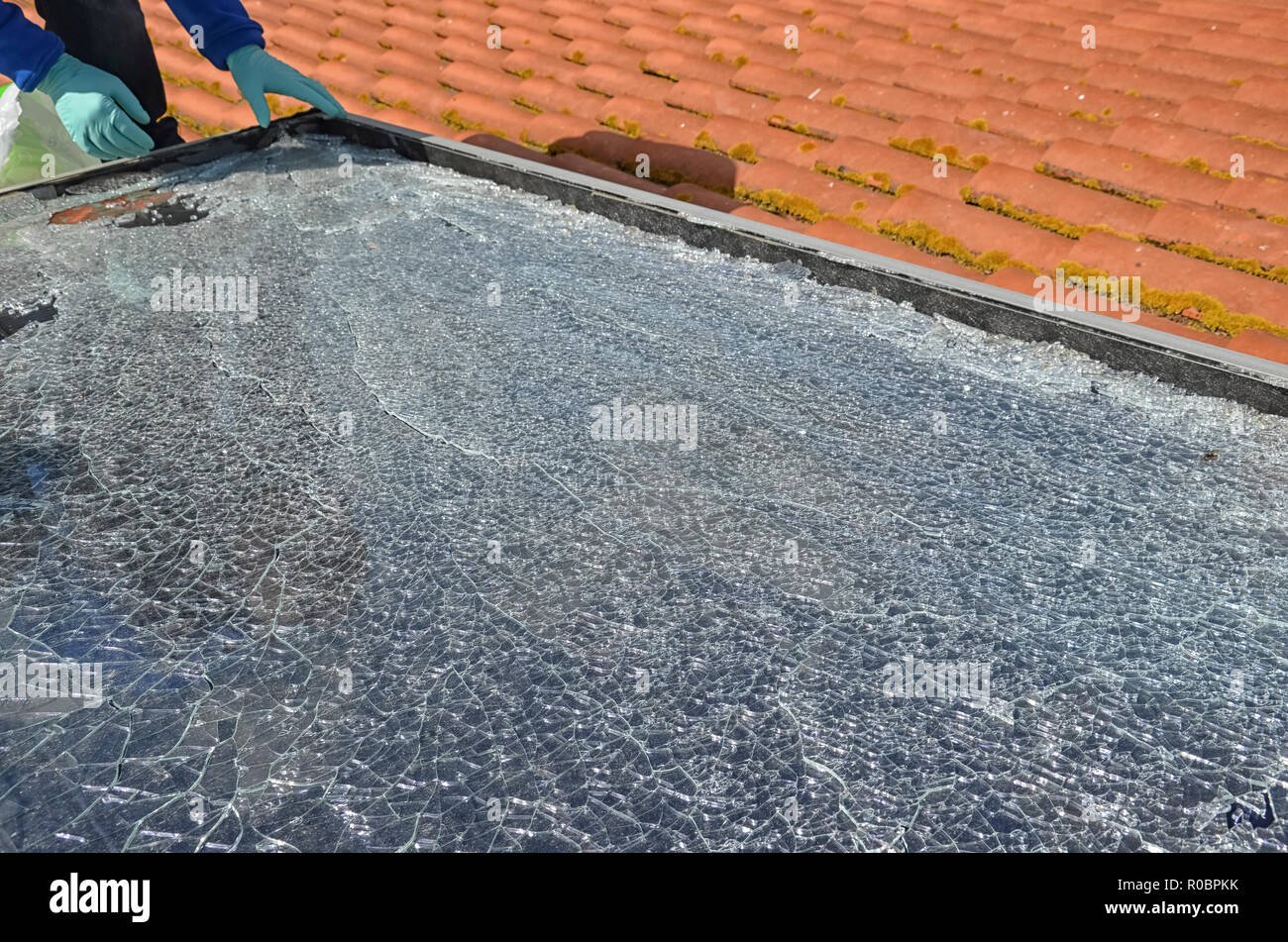 Broken solar panel hi-res stock photography and images - Alamy