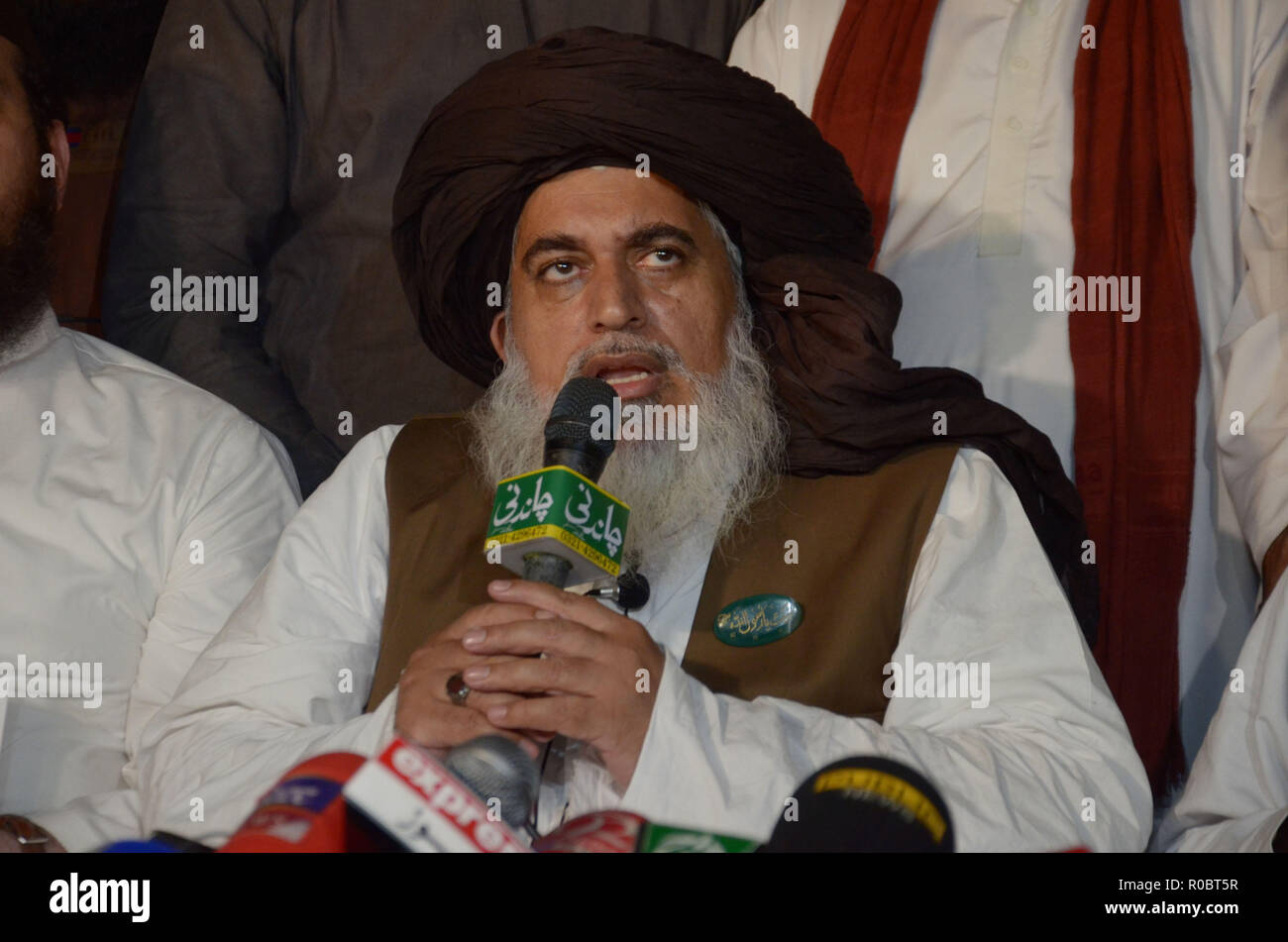 Khadim hussain rizvi hi-res stock photography and images - Alamy