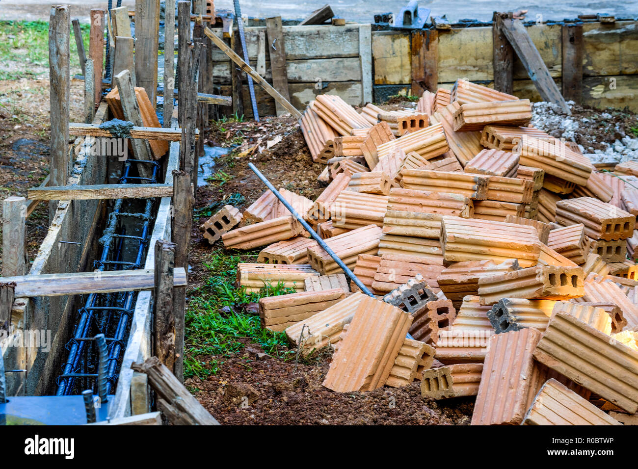 Brick layer silhouette hi-res stock photography and images - Alamy