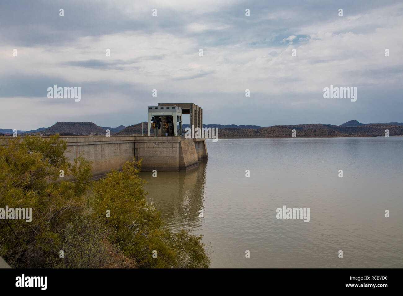 Gariep dam on the orange river hi-res stock photography and images - Alamy