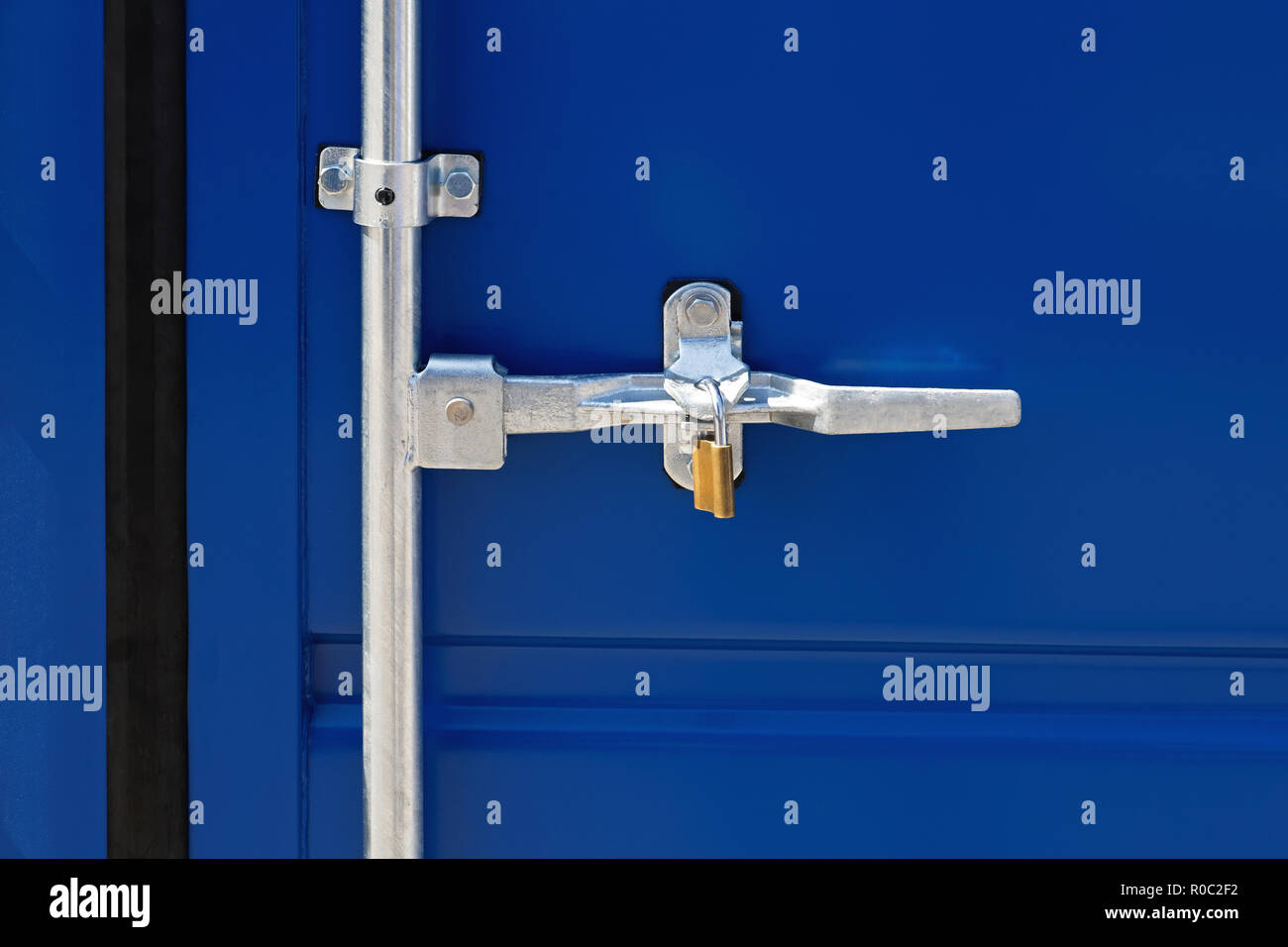 Closed Container Door Latch With Padlock Stock Photo - Alamy