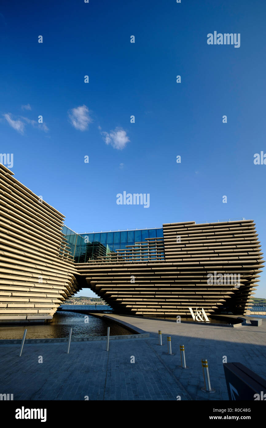 V&A Dundee Design Museum, Scotland Stock Photo - Alamy