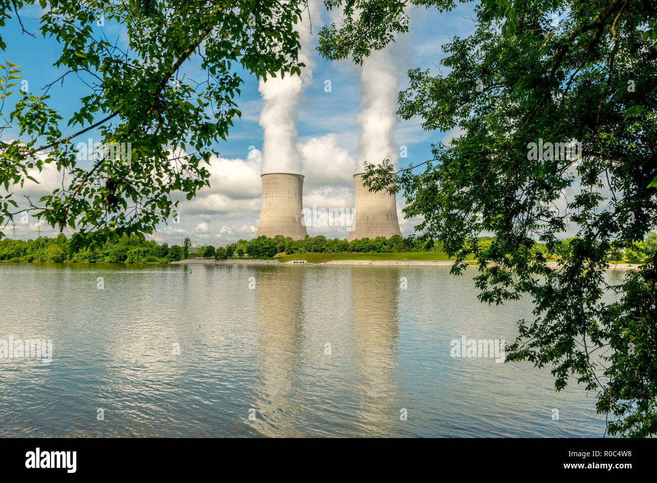 Nuclear reactor cooling tower hi-res stock photography and images - Alamy