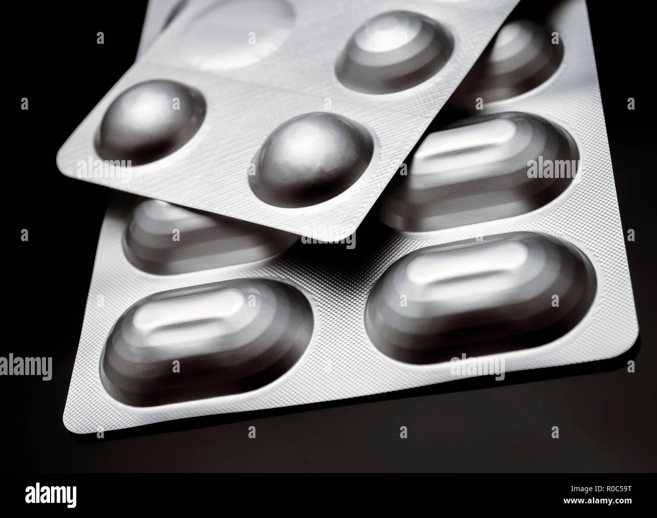 Different medication capsules tablets hi-res stock photography and ...