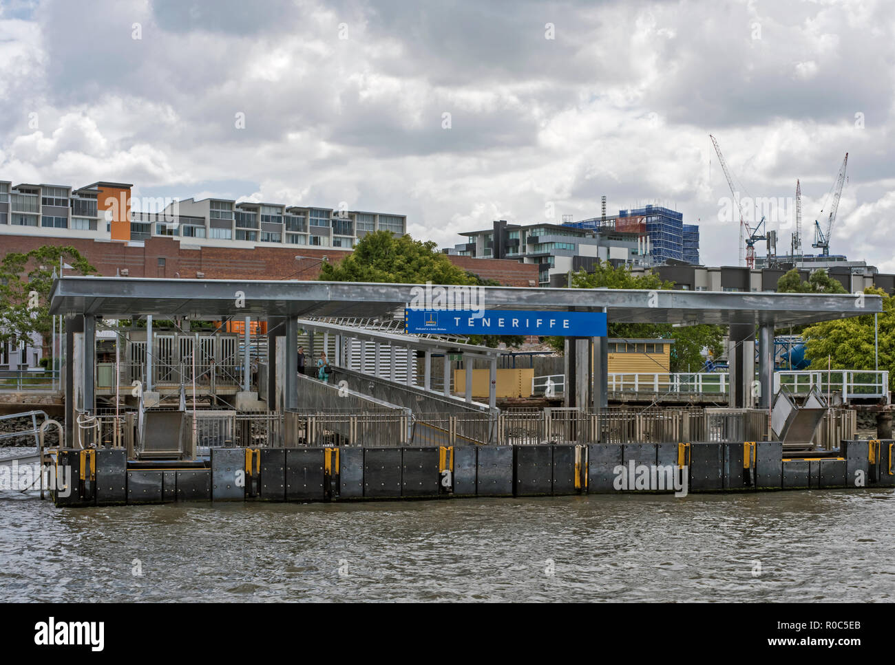 Tenerife Ferry Terminal, Brisbane River, Brisbane, Australia Stock ...